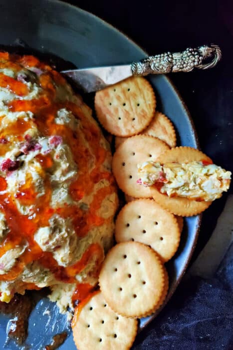 Halloween Pimento Cheese Spread Brain | #HalloweenTreatsWeek
