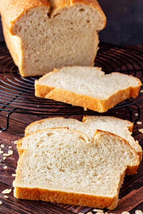 Oatmeal Sandwich Bread - Pastry Chef Online